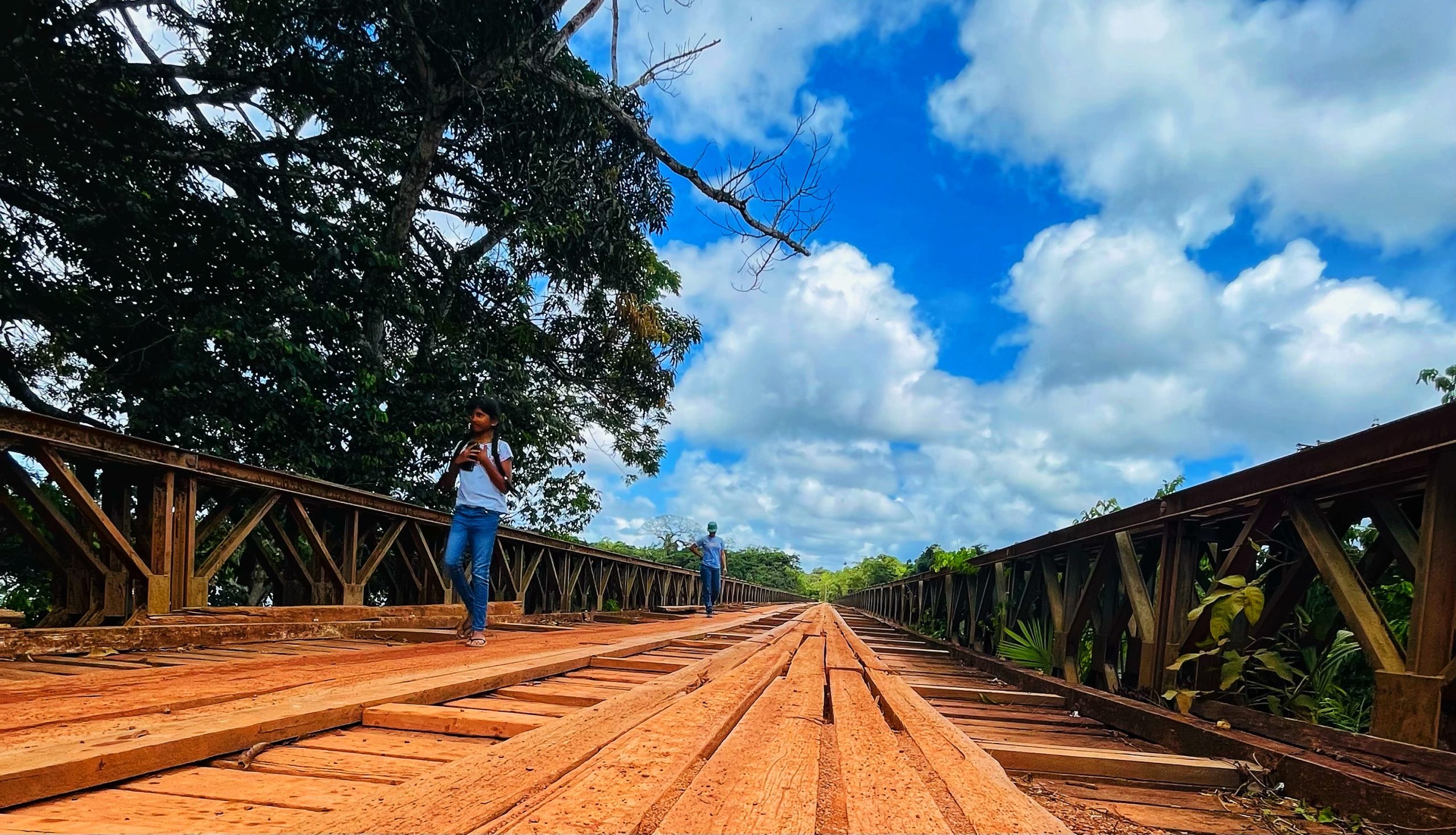 EXPLORE WEST-SURINAME